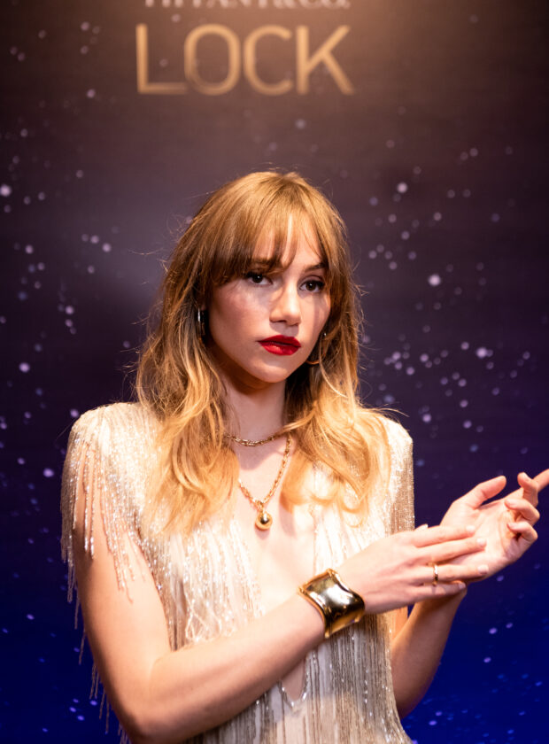 Conversamos com Suki Waterhouse, dona do hit Good Looking - ELLE Brasil