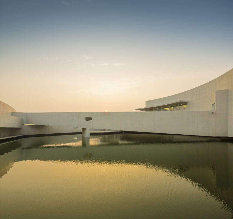 Álvaro Siza faz 90 anos: conheça a obra do arquiteto - ELLE Brasil
