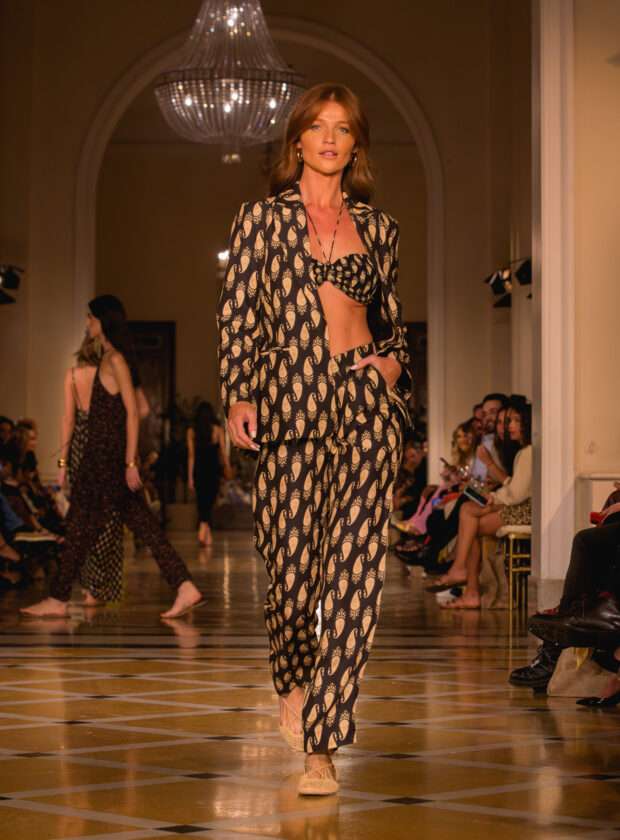 O desfile da Maria Filó no Copacabana Palace - ELLE Brasil